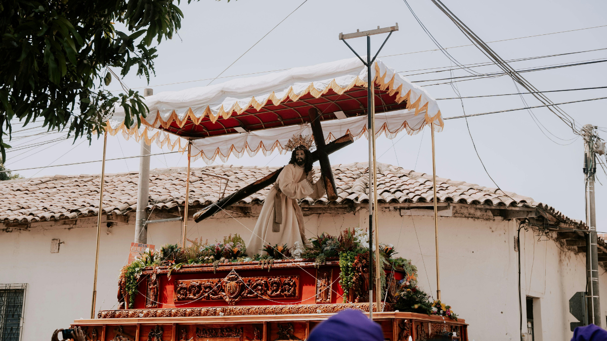 Semana Santa en España: historia, tradición e impacto | U&B